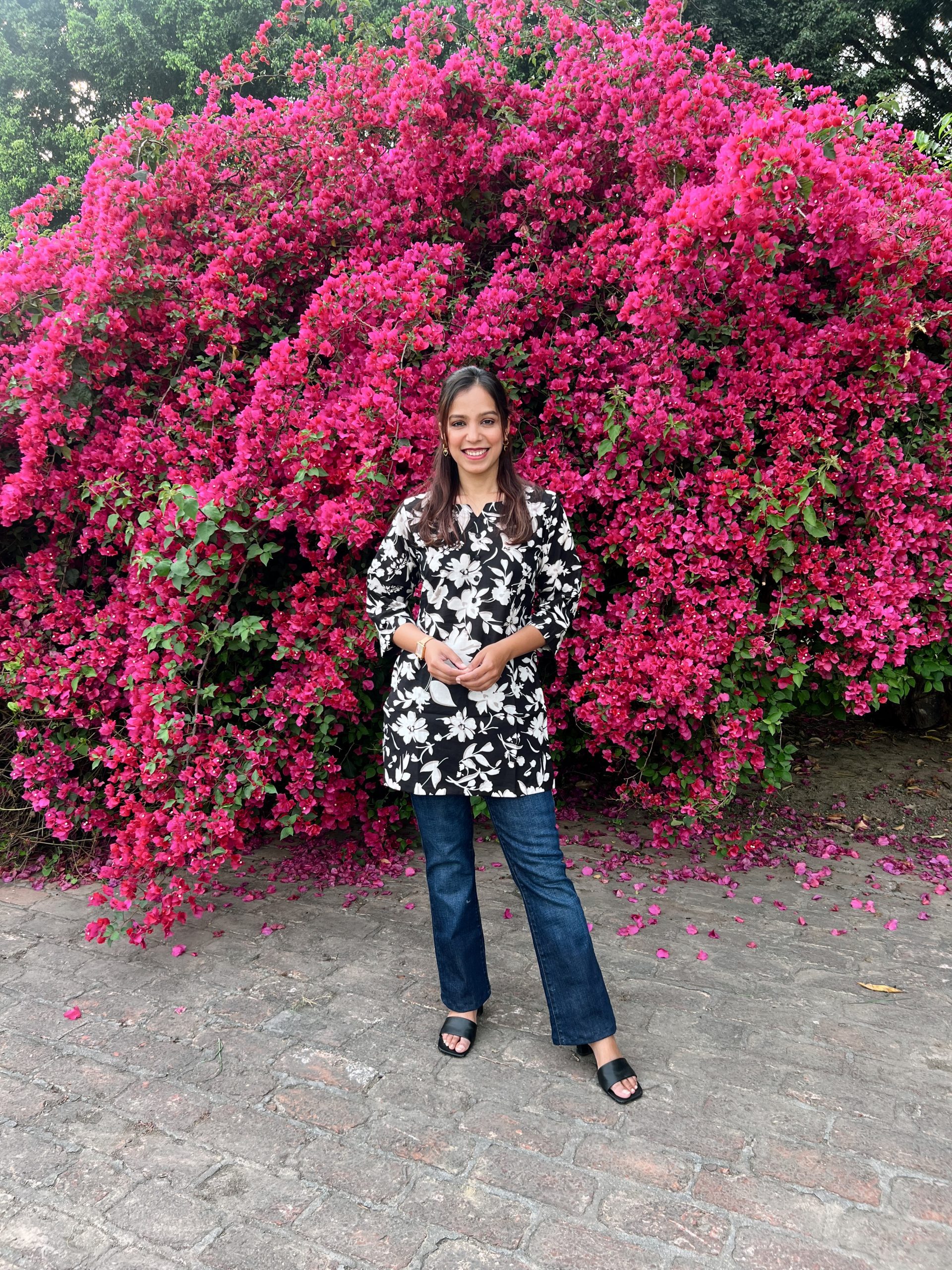 Black Floral Short Kurti – Rangaari